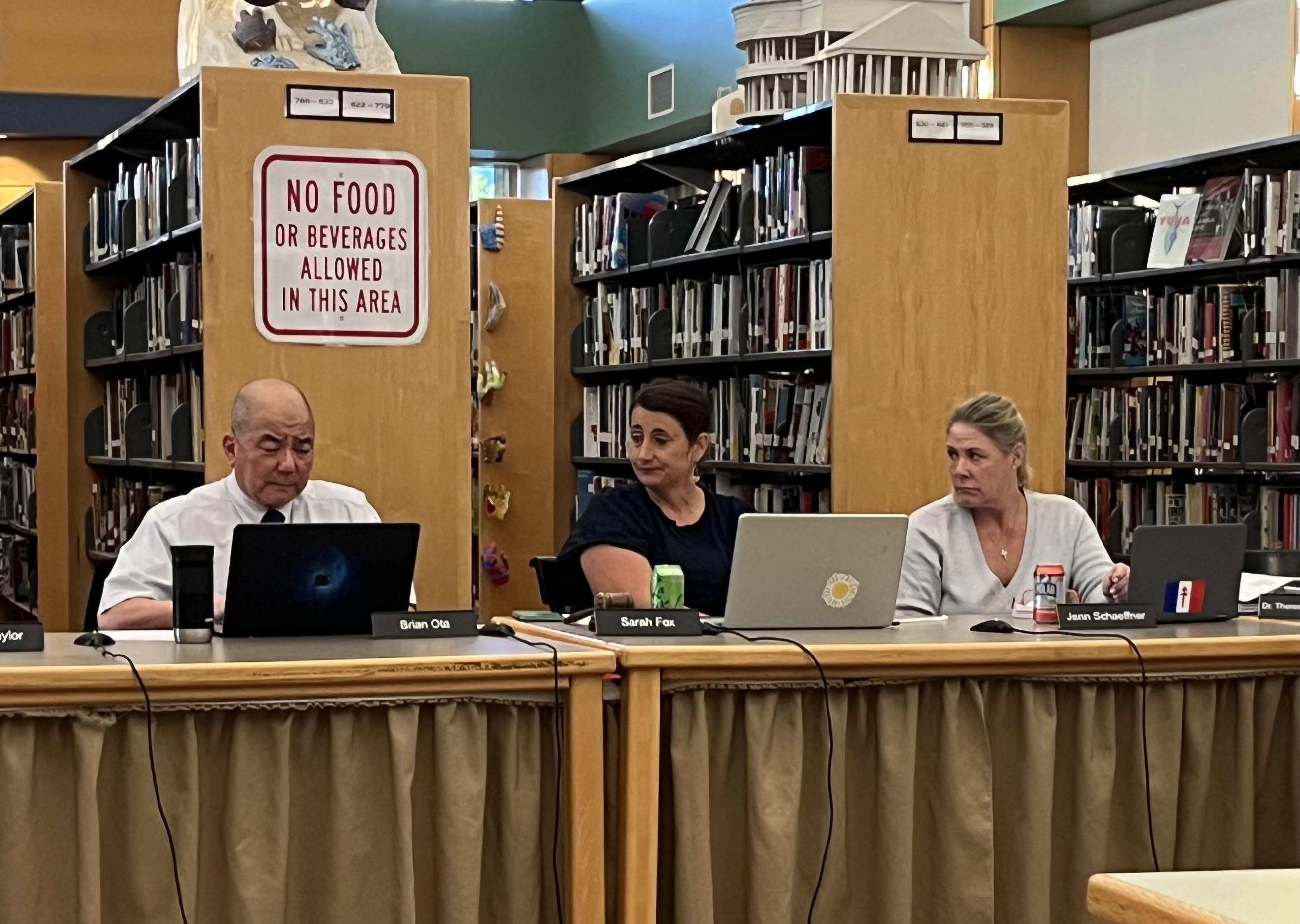 Interim super finalist to visit Marblehead Monday; School Committee ...