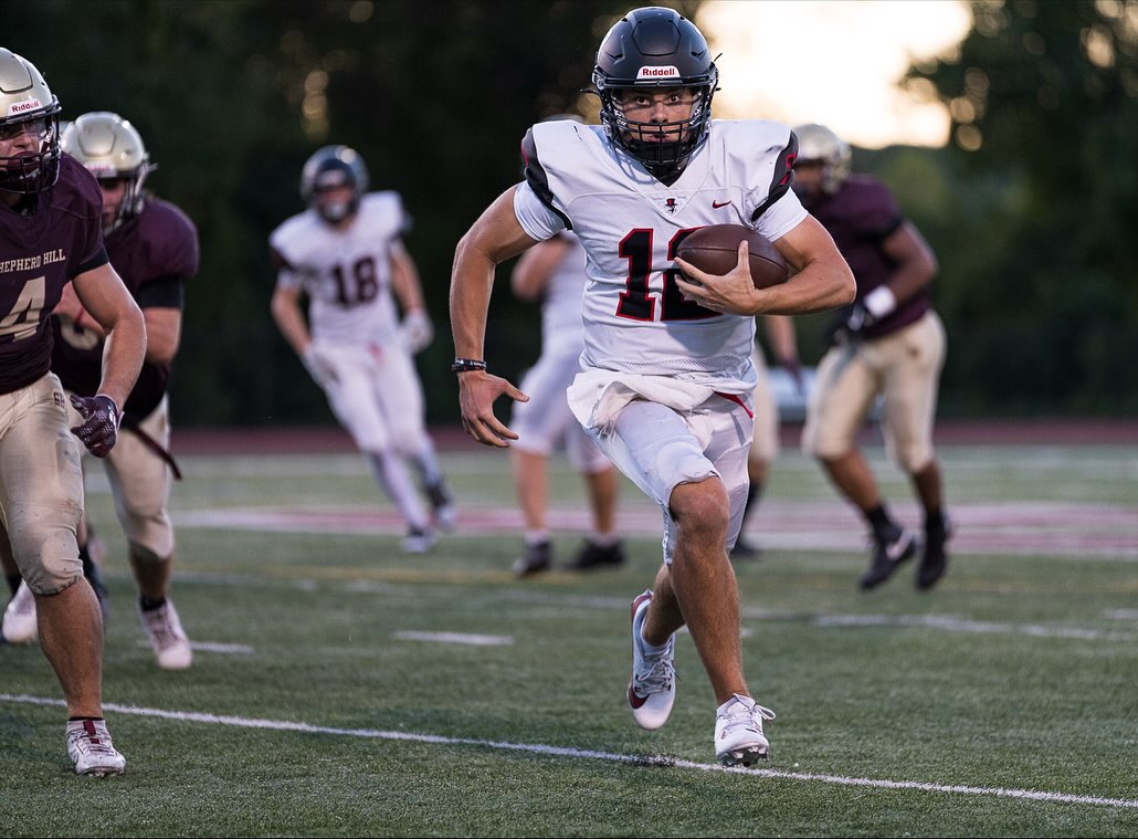 Marblehead stays perfect with 35-22 win over Shepherd Hill - Marblehead ...